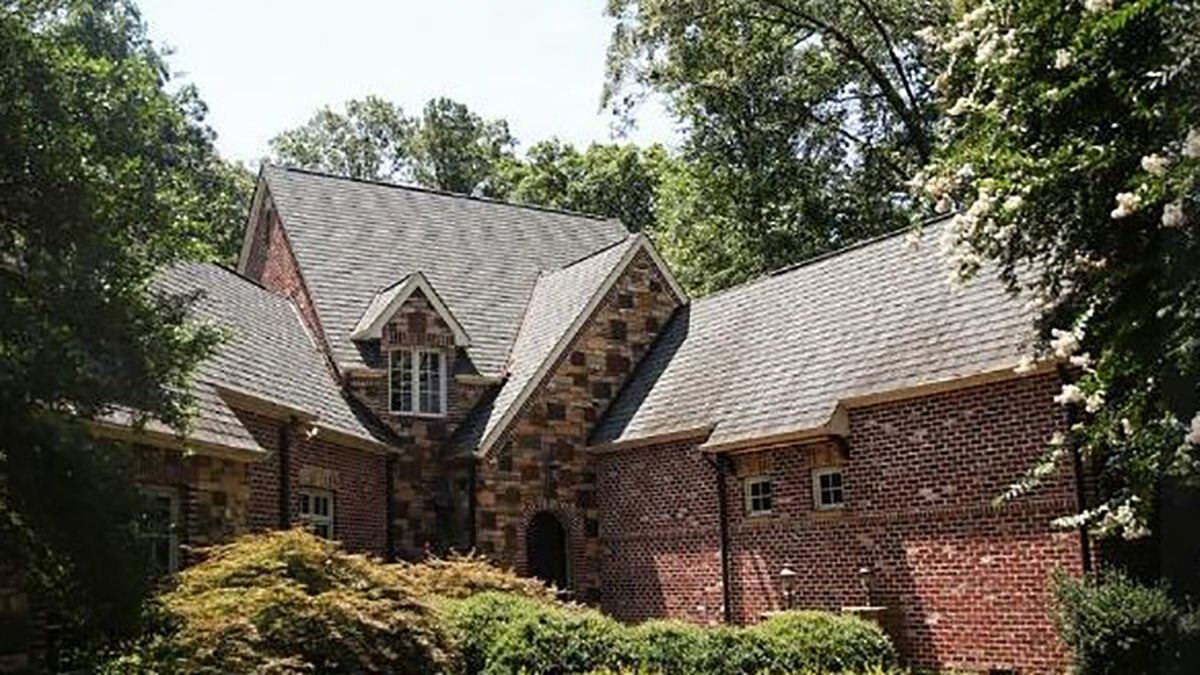 Former NASCAR promoter Humpy Wheeler puts lakefront property on market