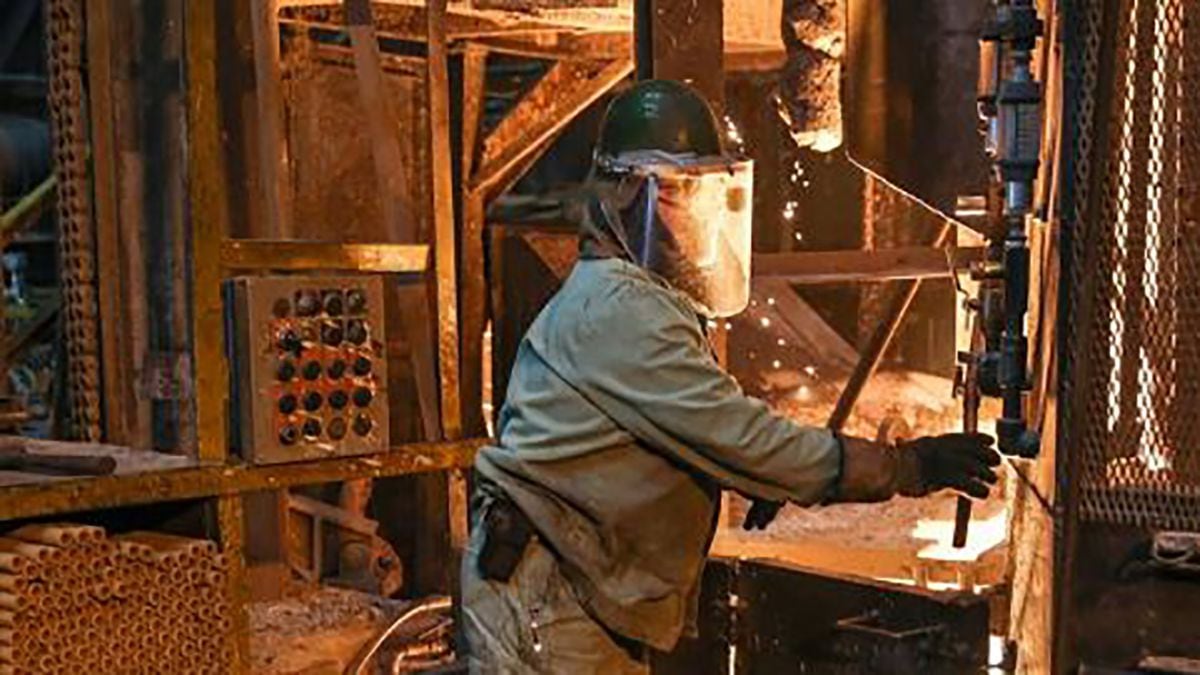 Inside the plants, processes that built Nucor into a steel giant