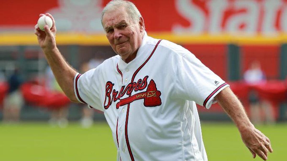 Former Atlanta Braves manager Bobby Cox suffers stroke