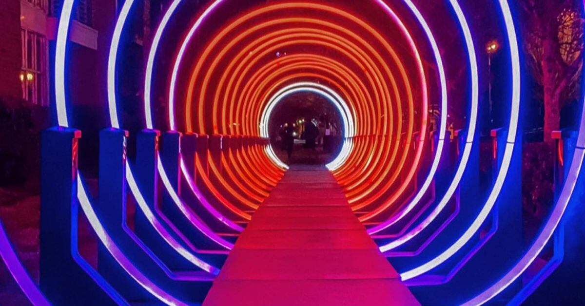 Interactive light display illuminates South End